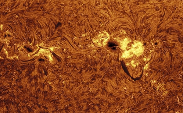 Photographing the sun’s chromosphere - CAMD